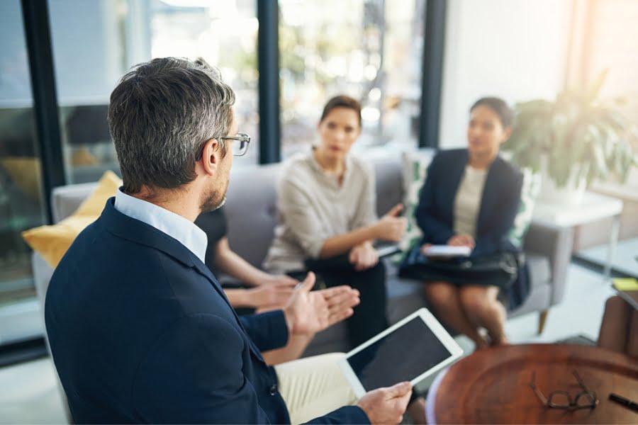 Integrating AI Coaching Tools with Human Coaches | aCoach